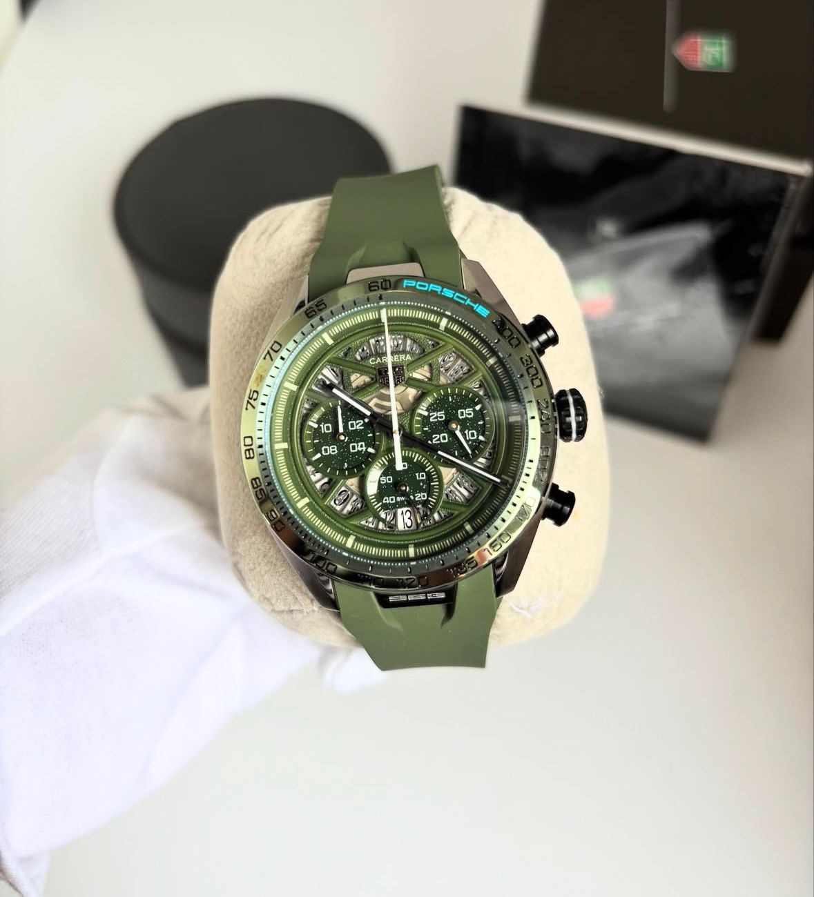Tag Heuer Porsche 963 – Eleganz